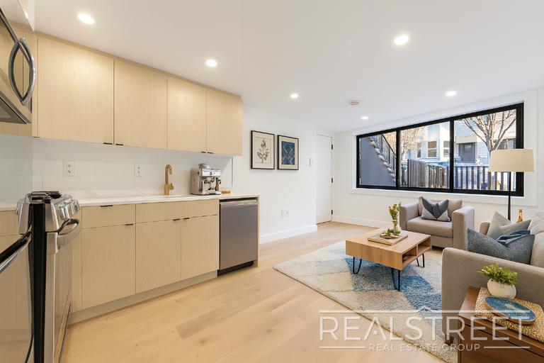 33 Pilling Street, #1, BROOKLYN, NY 11207 (For Rent NYStateMLS Listing ...